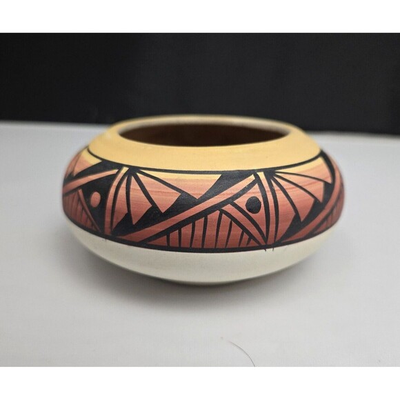 Handmade | Art | Small Native American Navajo Pottery Bowl Signed By ...